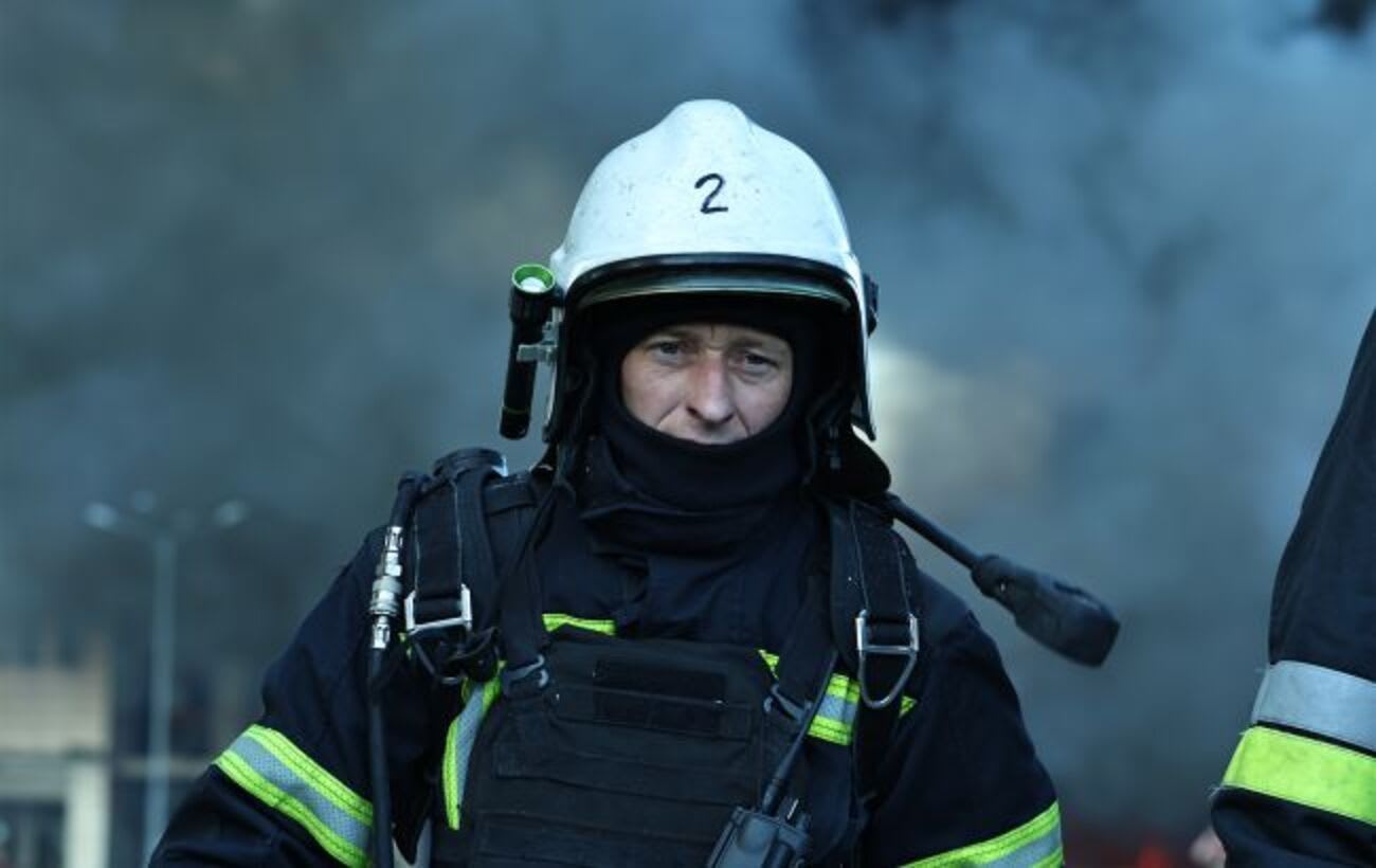 Kyiv hit in morning attack - Houses ablaze and casualties confirmed