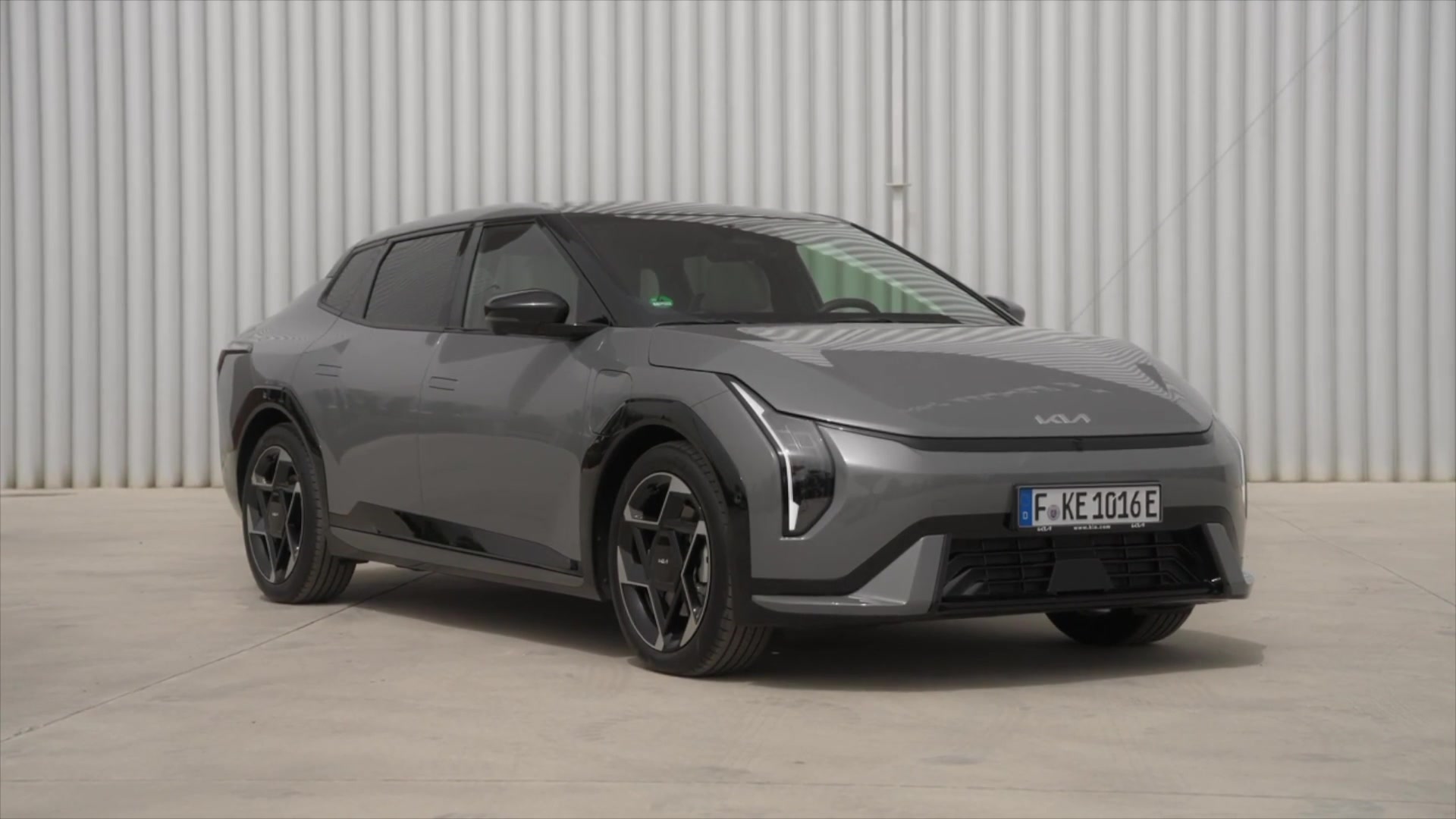 Kia EV4 Fastback ‘GT-Line’ 81.4kWh Exterior Design in Shale Grey
