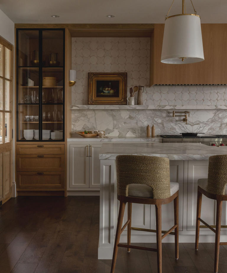 The Most Stylish Kitchens Right Now Feature This Striking Backsplash ...