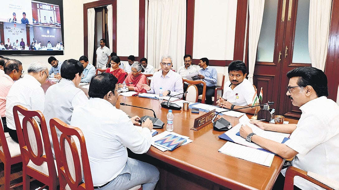 CM Stalin reviews flood relief measures, deploys 12 officers to rain ...