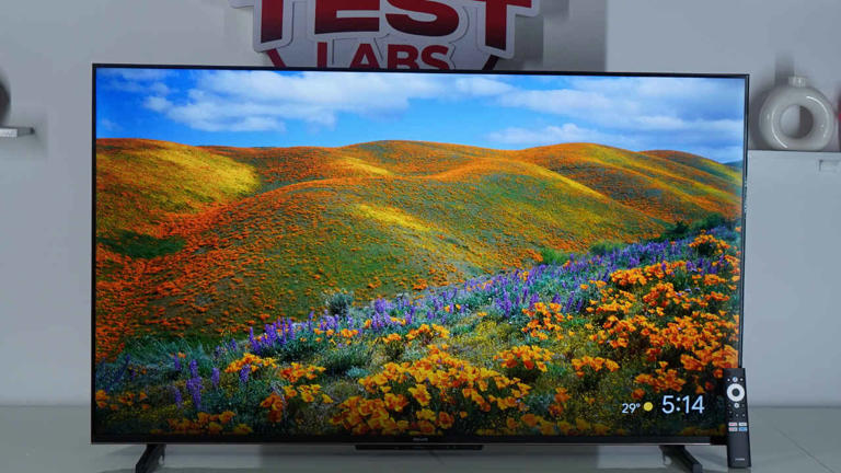 Philips 8100-series 50-inch 4K QLED TV review: Lots of features and ...