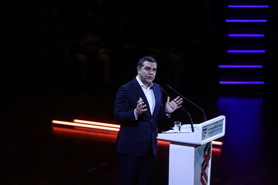 Τα χειρόγραφα του Αλέξη στον εκδοτικό οίκο - Ικανοποίηση για τις ...