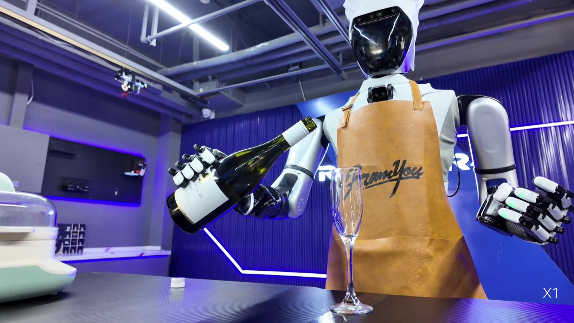 ROBOTERA STAR1 has become the first humanoid robot to skillfully use ...