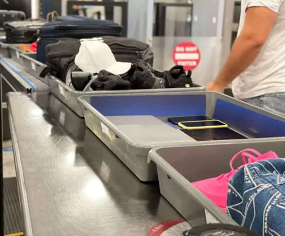 Understanding the Importance of Removing Laptops at Airport Security