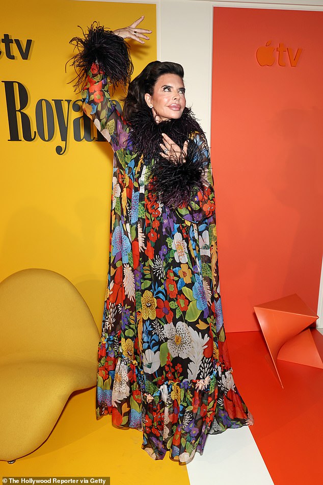 Lisa Rinna turns heads with dramatic transformation as she ditches ...