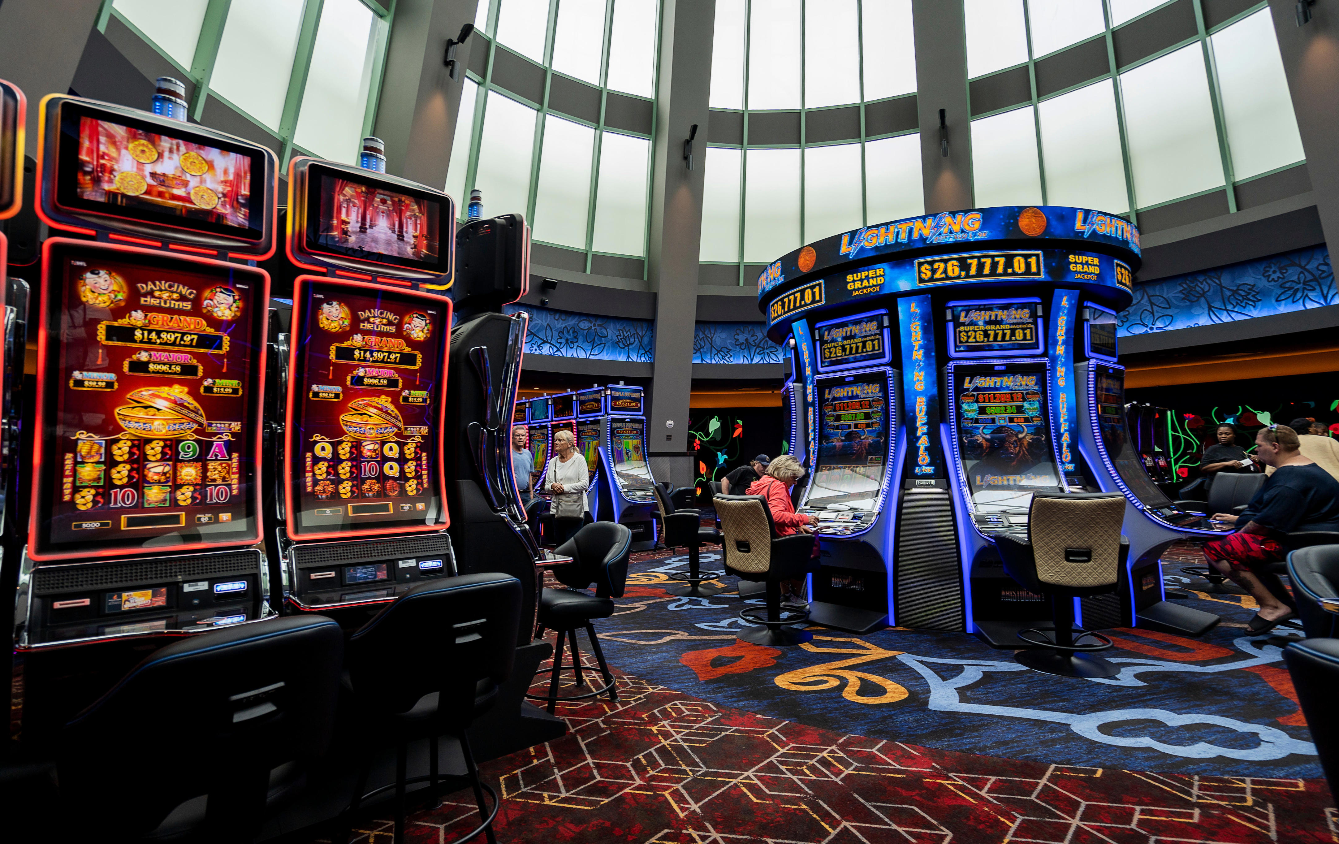 Who will control online sports betting in Wisconsin? DraftKings ...