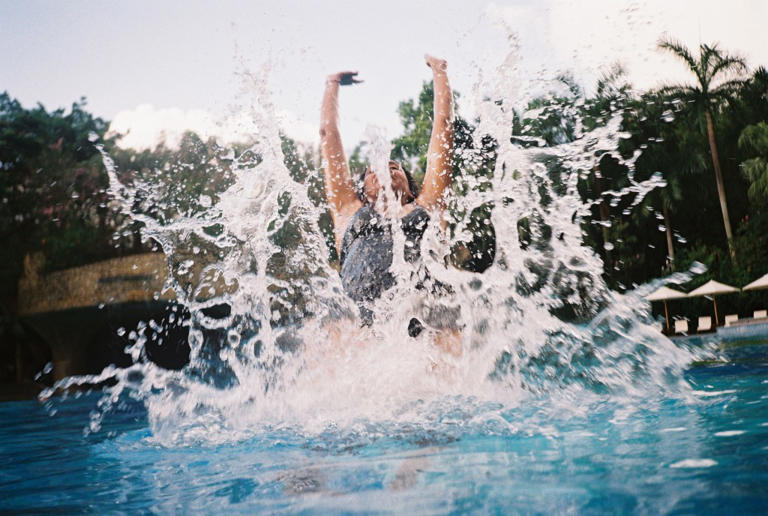 See the AMAZING new Lomo MC-A film camera in all its glory!