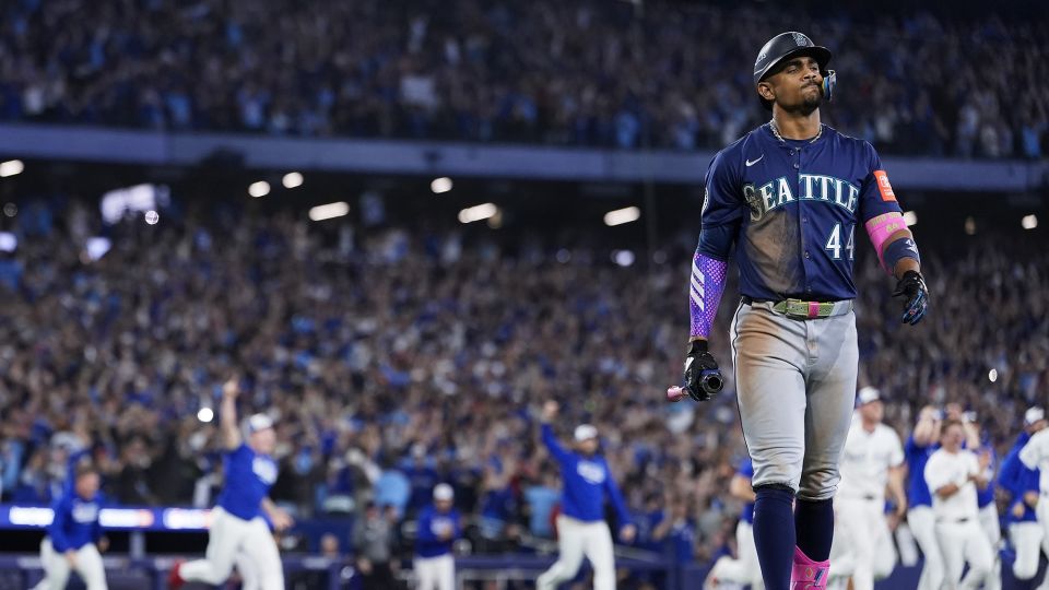 ‘It’s a failure’: Seattle Mariners feel the deep pain of disappointment ...