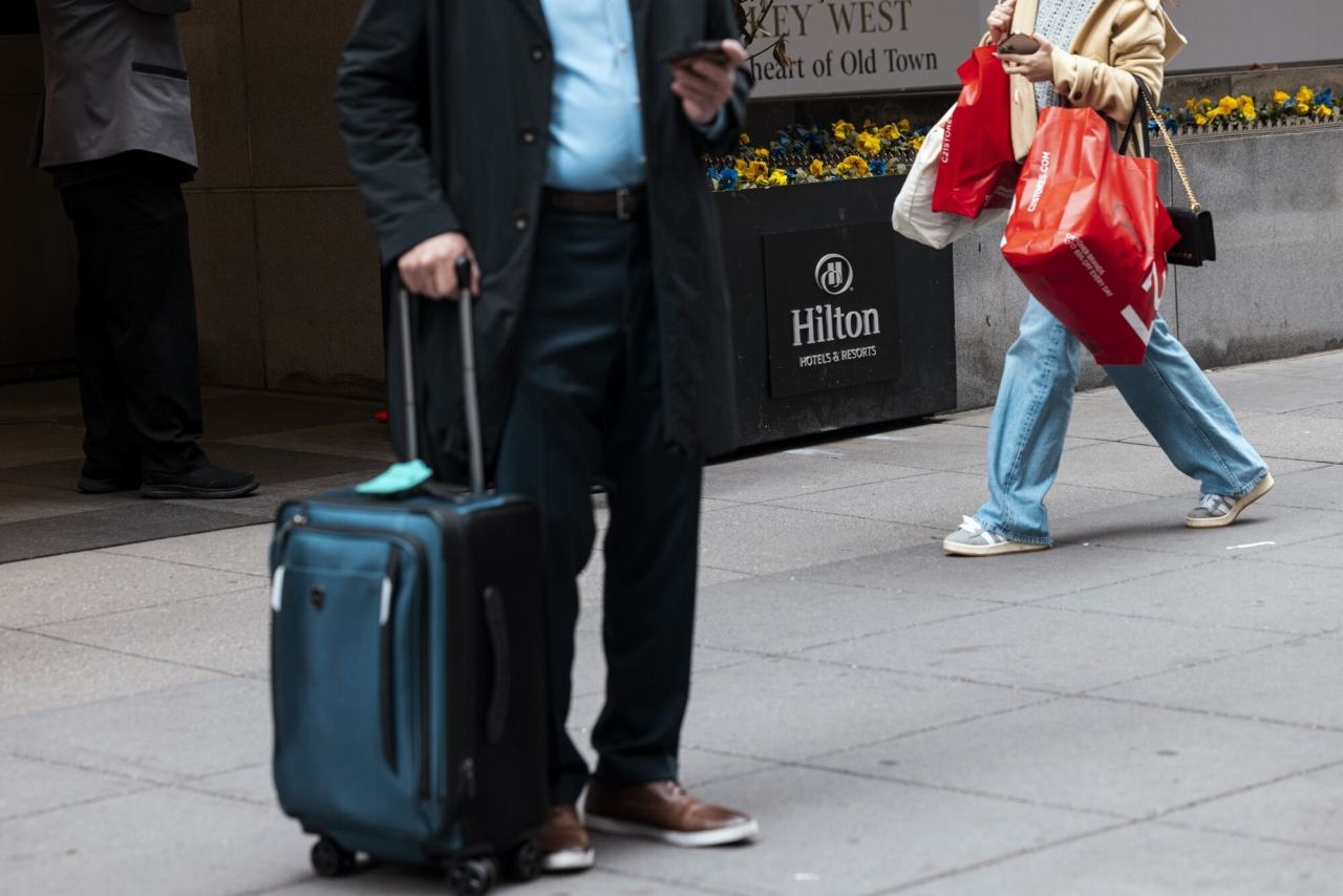 Hilton’s Profit, Revenue Rise Despite Lower Occupancy