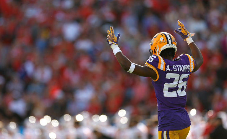 Brian Kelly says two LSU football veteran defenders are redshirting in 2025