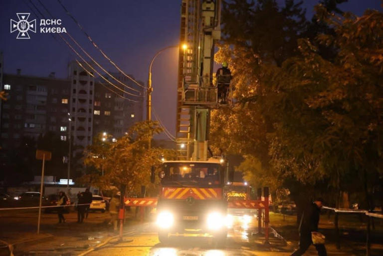 Russia massively strikes Kyiv, Zaporizhzhia, and Poltava region ...