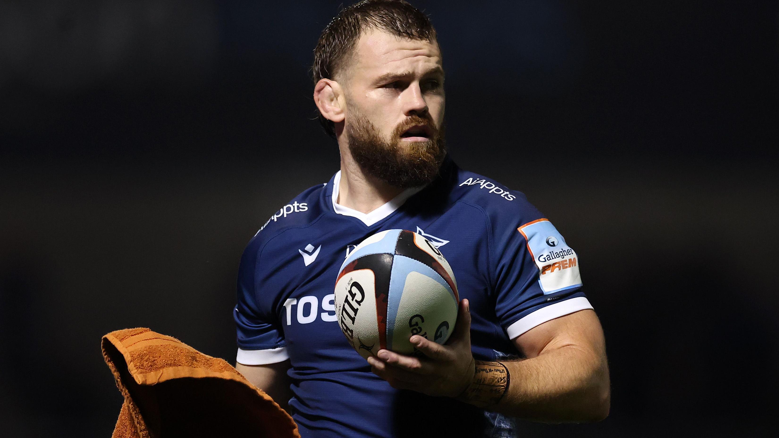 Cowan-Dickie has red card overturned