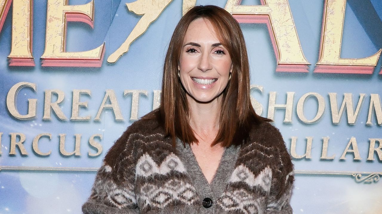 Alex Jones gives white jeans a wintery makeover with Zara Fair Isle ...