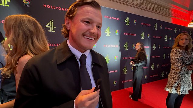 Charlie Wernham talks about 'keeping secrets' as Robbie Roscoe on Hollyoaks