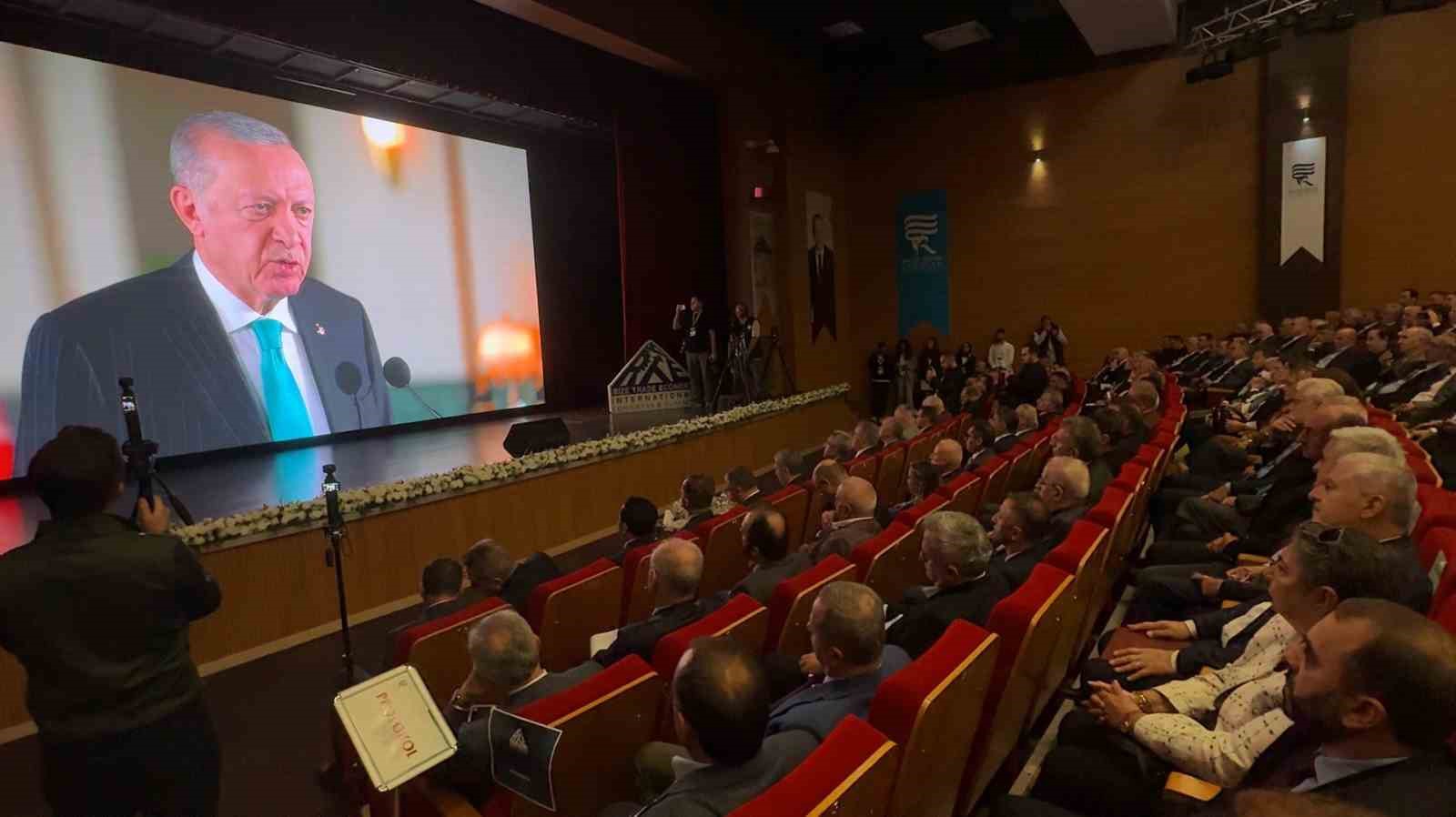 Rize’de Ticaret ve Ekonomi Kongresi ve Zirvesi başladı