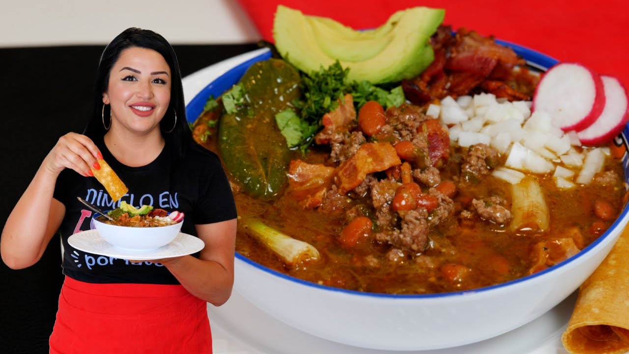 How to Make Authentic Carne Molida en su Jugo with Beans and Salsa Verde