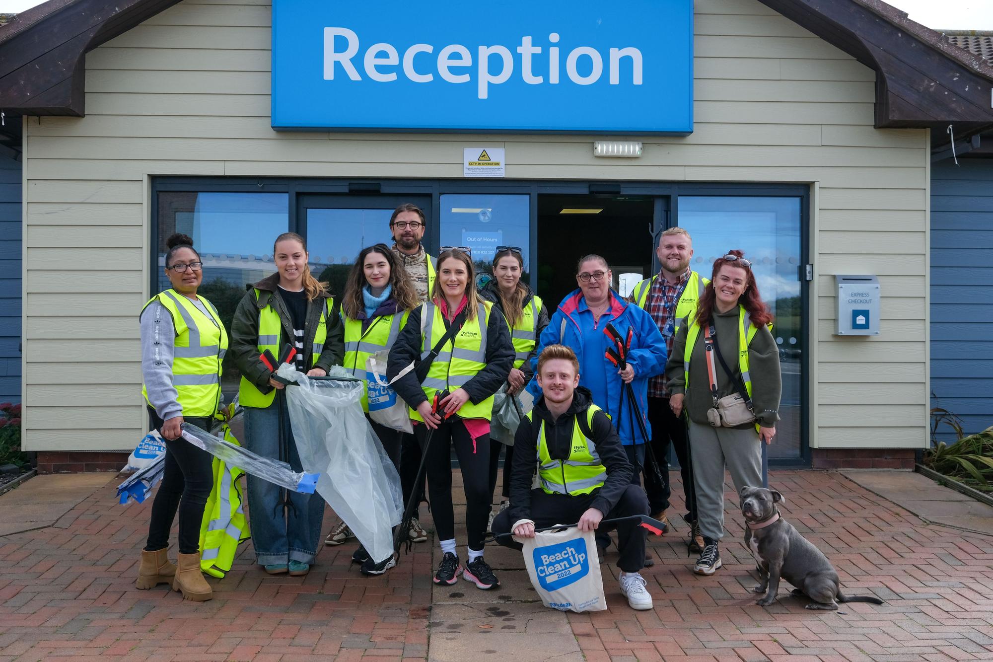 Parkdean Resorts cleans up Sussex coastline in annual Great British ...