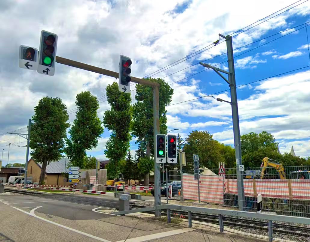 11 Minuten rot: Schweizer Rekord-Ampel sorgt für Häme im Ausland