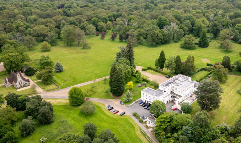 Prince Andrew Pays Water Bills Rarely at Royal Lodge