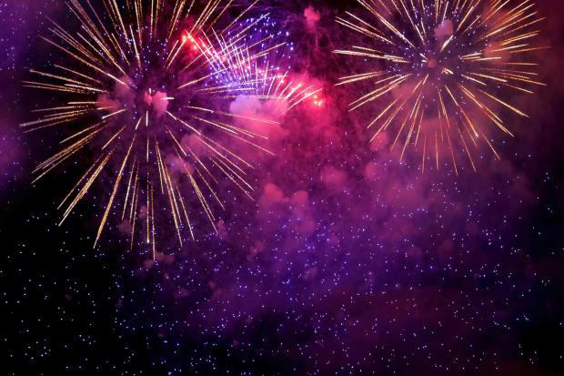 Create a spectacular Bonfire Night display with Big Shotter Fireworks