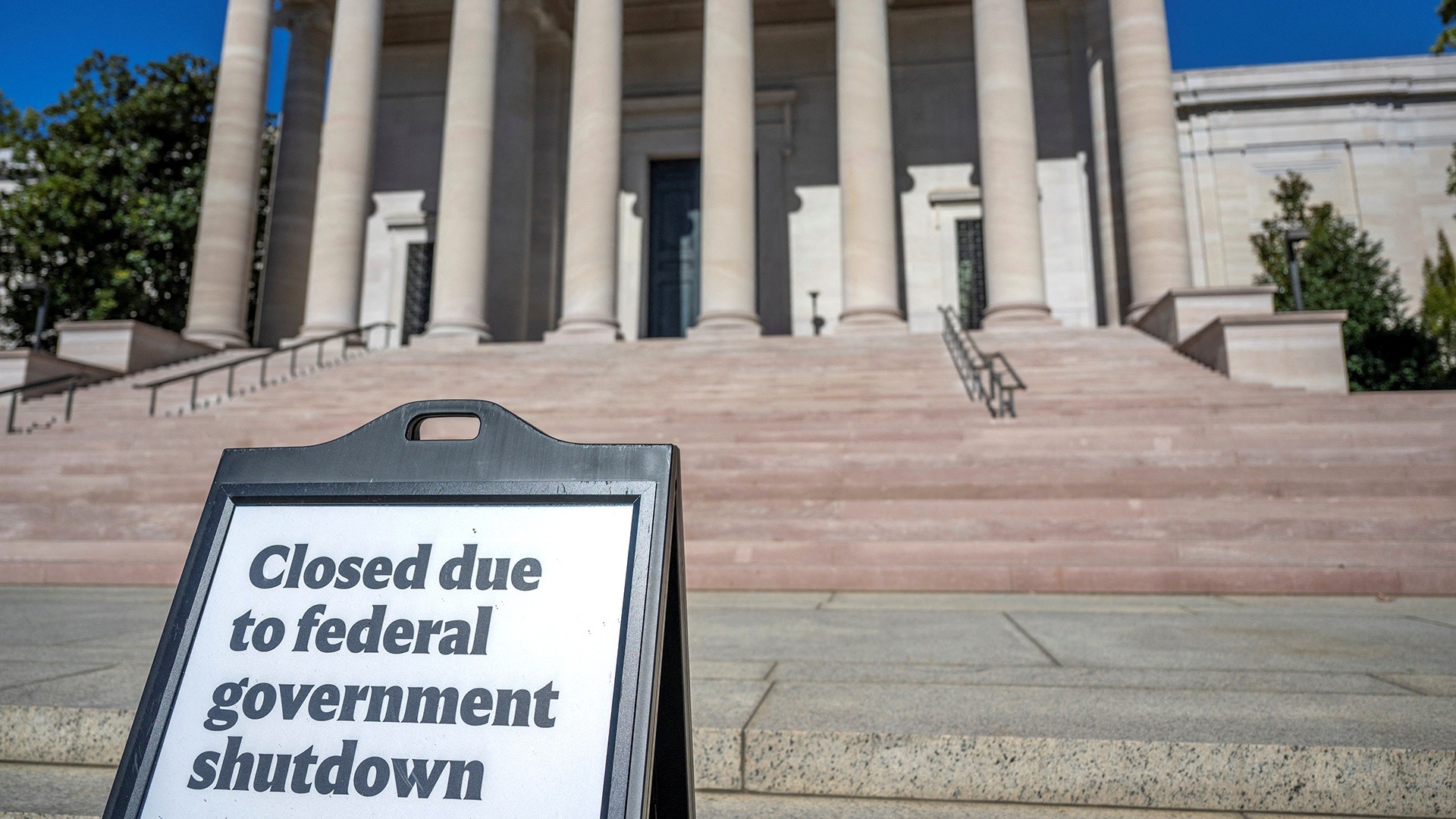 Government Shutdown Enters Day 22 With No End in Sight