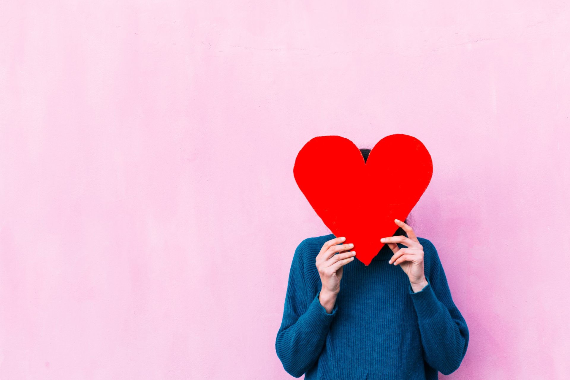 Three-quarters of singles talk about money by their third date, and ...