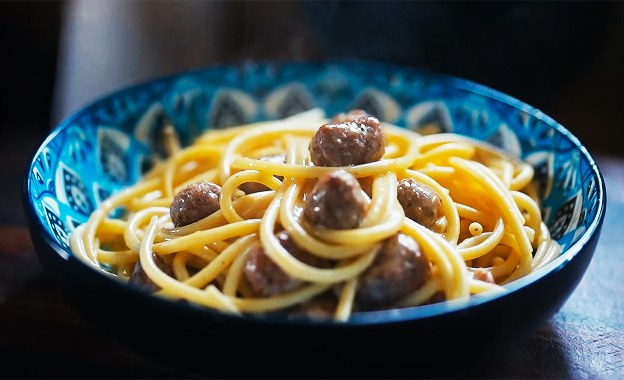 Spicy sausage carbonara-style pasta