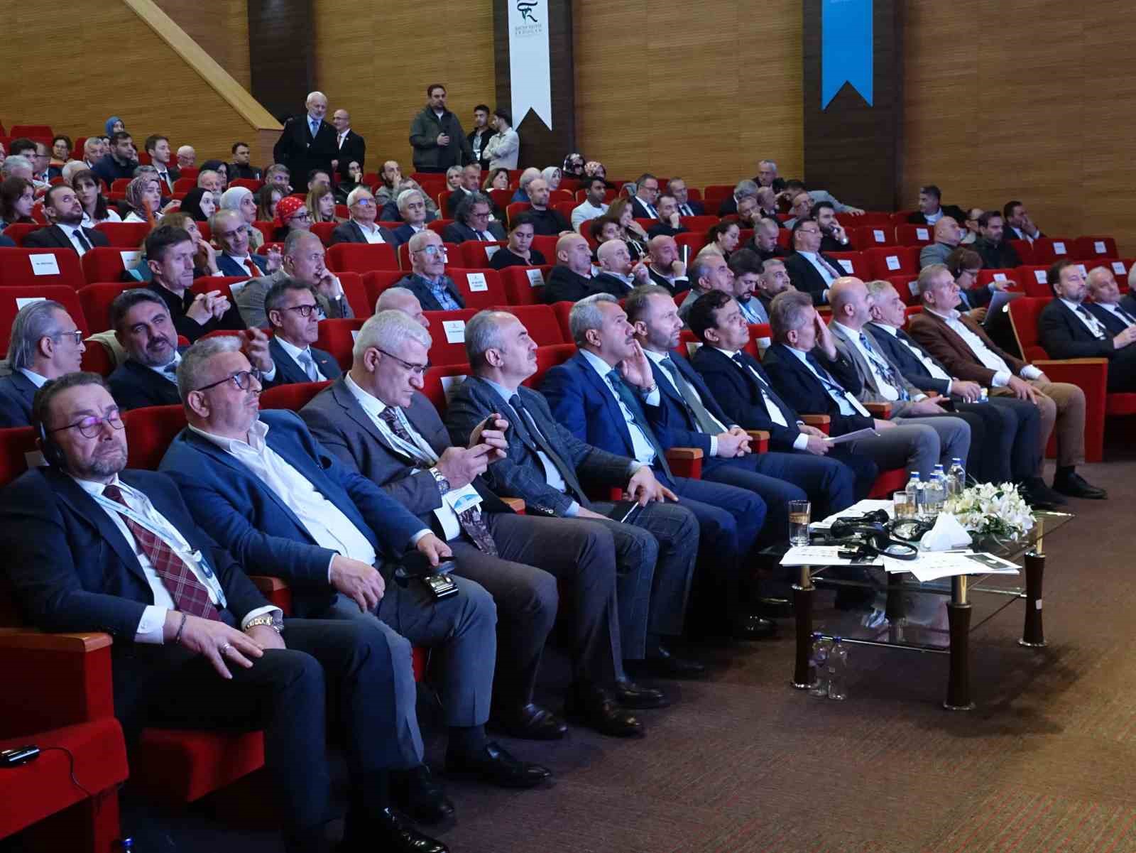 Rize’de Ticaret ve Ekonomi Kongresi ve Zirvesi başladı