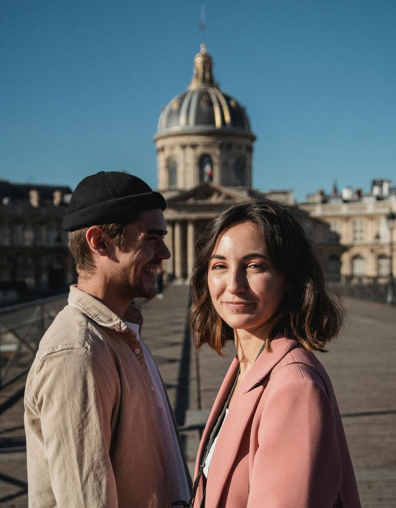 7 Surprising Reasons Behind the Hypogamy Trend Among Smart Women