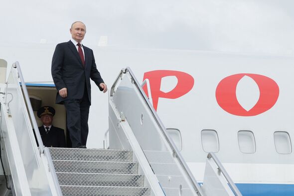 Inside Vladimir Putin's 'Flying Kremlin' super jet