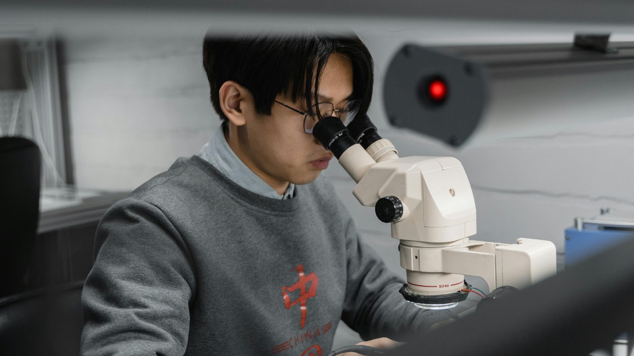 Scientists finally crack the code of your body clock