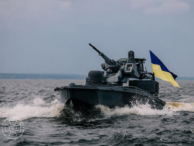 Ukraine shows off new 'Sea Baby' naval drones decked out with automated ...