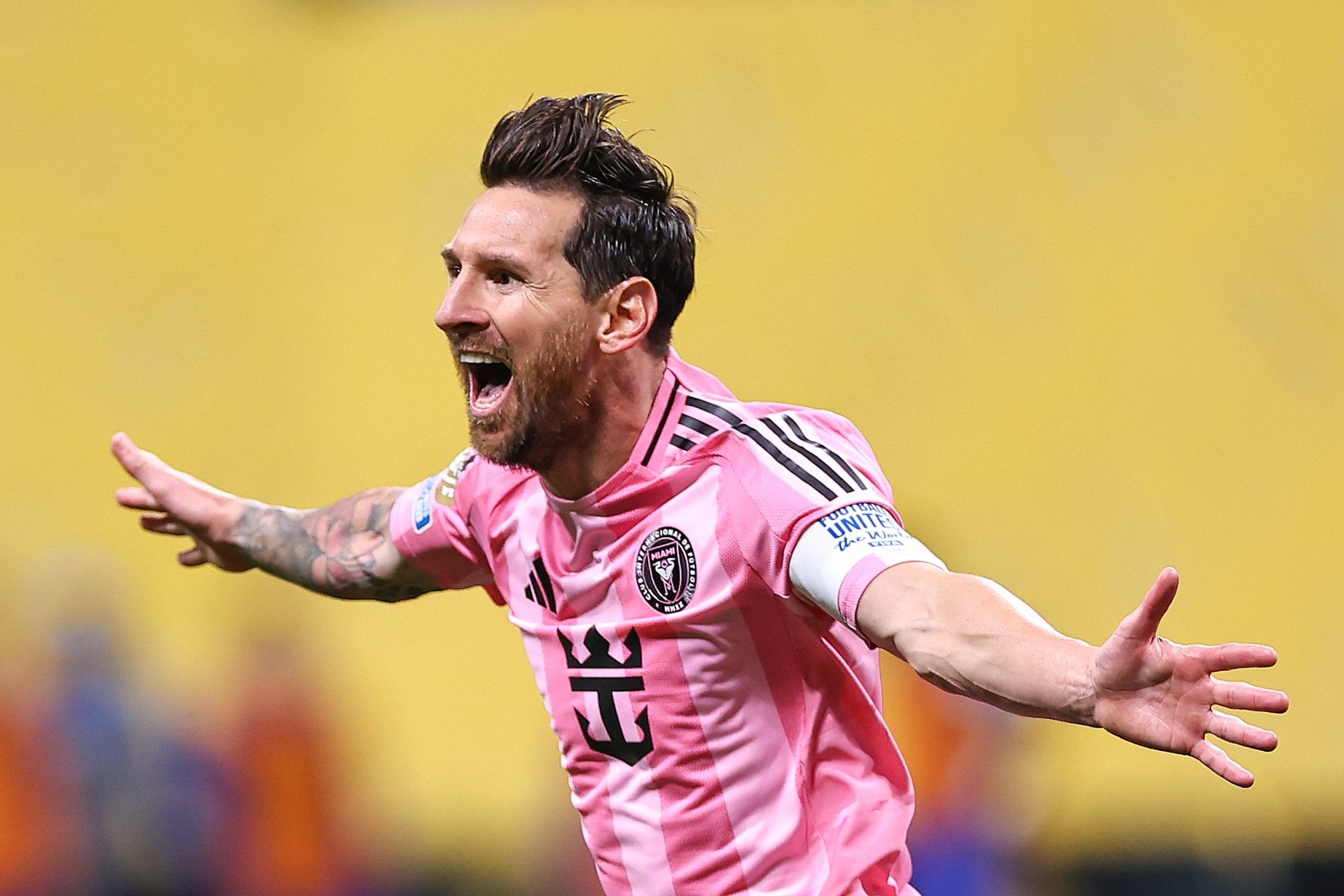 Messi's huge renewal contract with Inter Miami