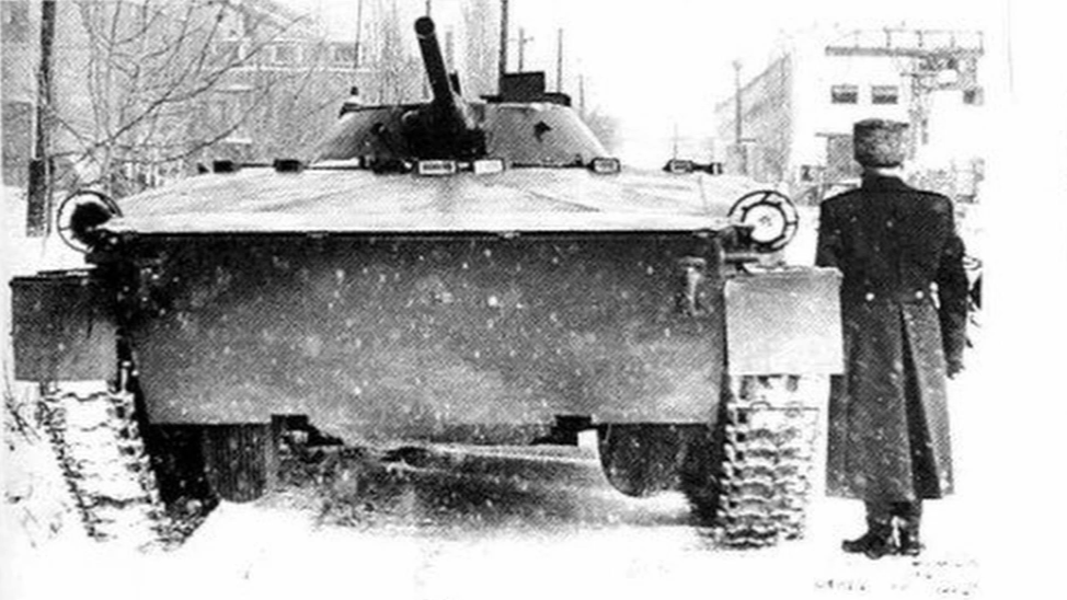 How a Soviet Engineer Tried to Build the Lowest Tank Ever