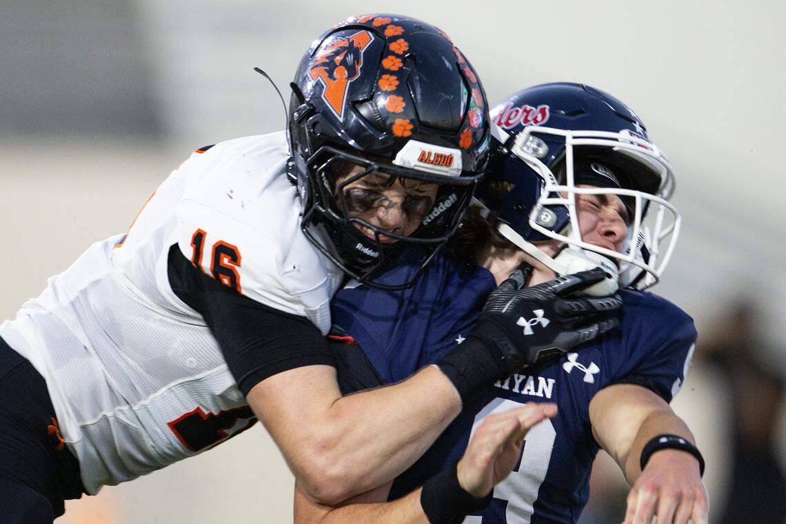 A rivalry renewed: Aledo set for state quarterfinal clash with Denton Ryan