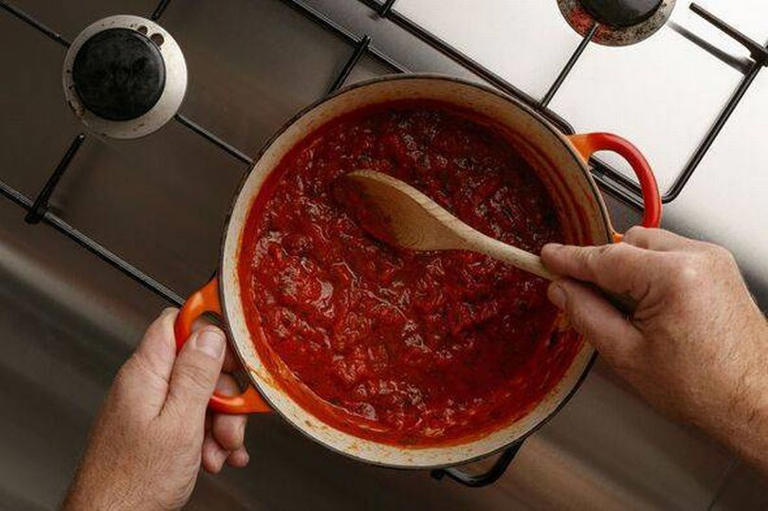'World's best' pasta sauce recipe from the 19th century needs only ...