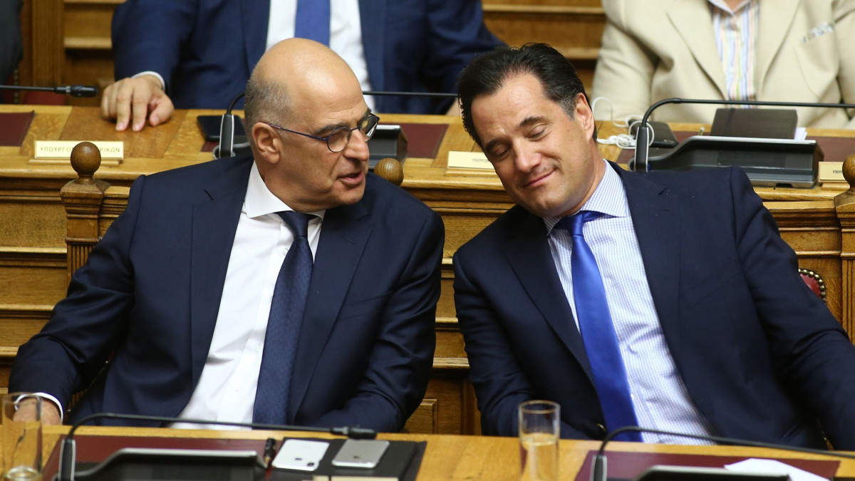 Έμμεσο πλην σαφές «καρφί» Γεωργιάδη προς τον Δένδια για την «σιωπή» του ...