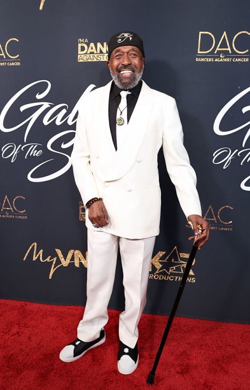 'Roots' Star Ben Vereen, 79, Makes a Rare Appearance in a Symbolic Cap ...