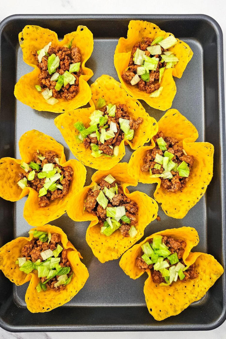 Cheddar Cheese Nacho Cups: A Low-Carb Bite of Taco Night