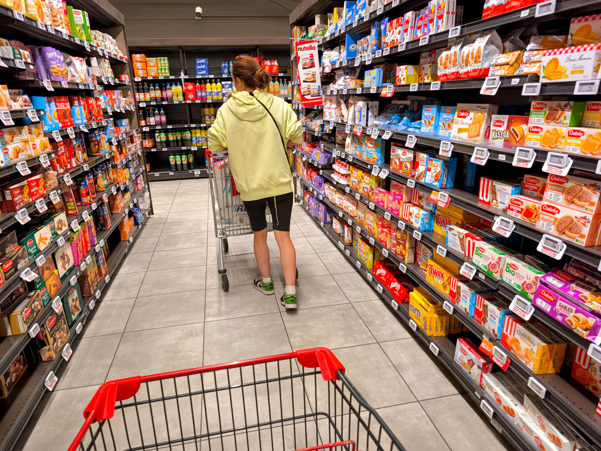 Smart grocery shopping: How to spend less and get more