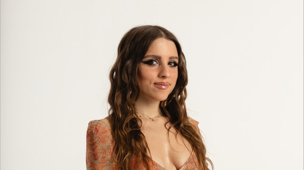 Angelina Mango e il rapporto con i genitori: “Sentivo molta pressione ...