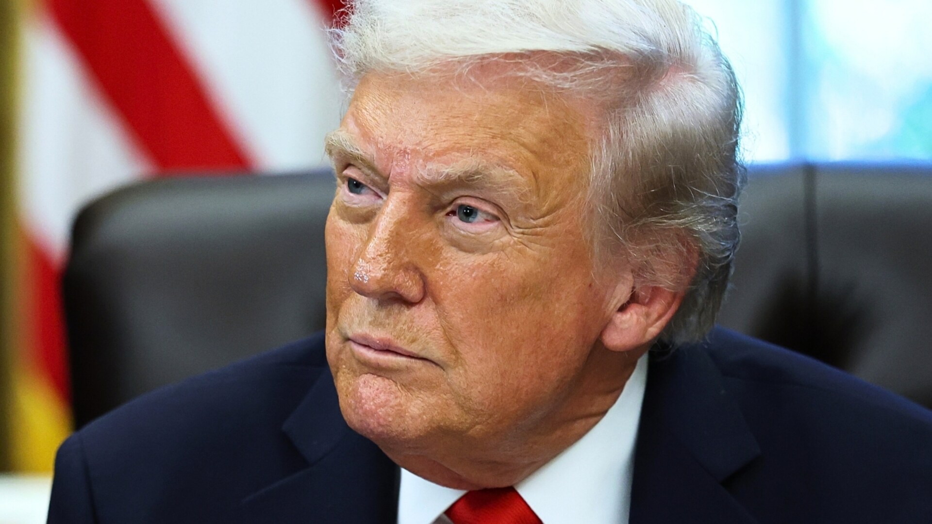 Donald Trump spottet über Barack Obamas Bibliothek