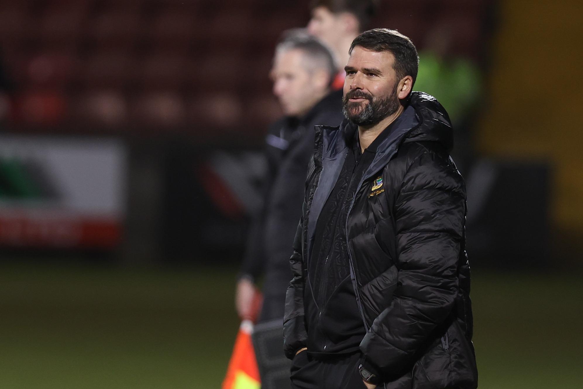 'It's tough at the minute': David Healy calls on Linfield players to ...