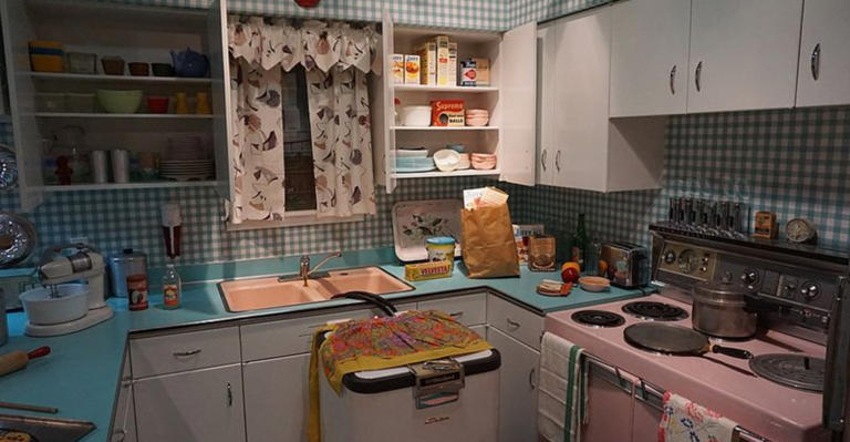 The Recipe Box Boomers Still Keep In Their Kitchen Tells A Story They ...