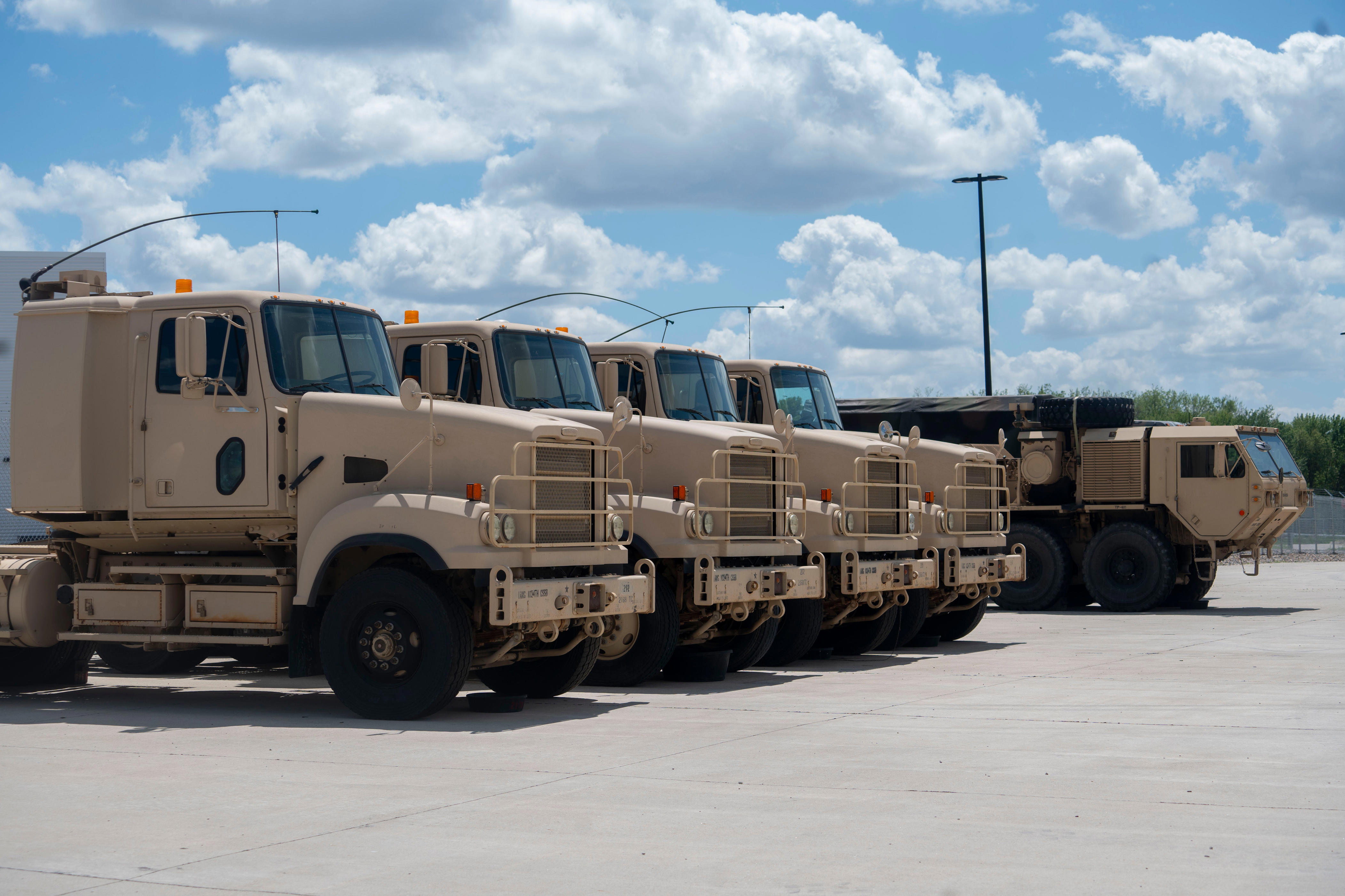 Family IDs 1 of 2 Iowa National Guard soldiers killed in Syria by ISIS