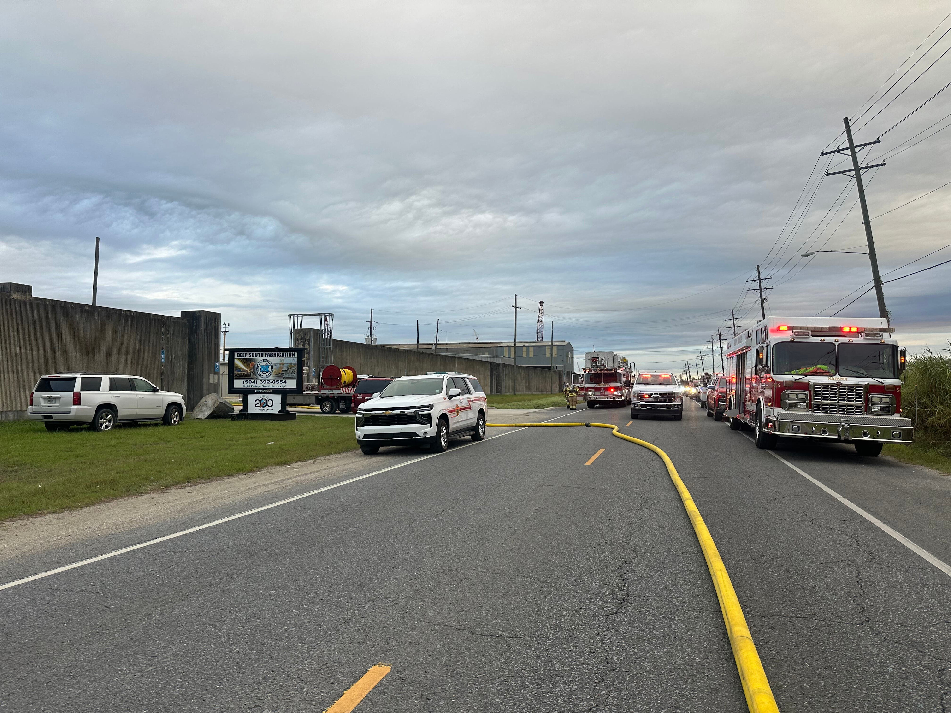 Harvey firefighters battle second-alarm barge fire with 4,000 gallons ...