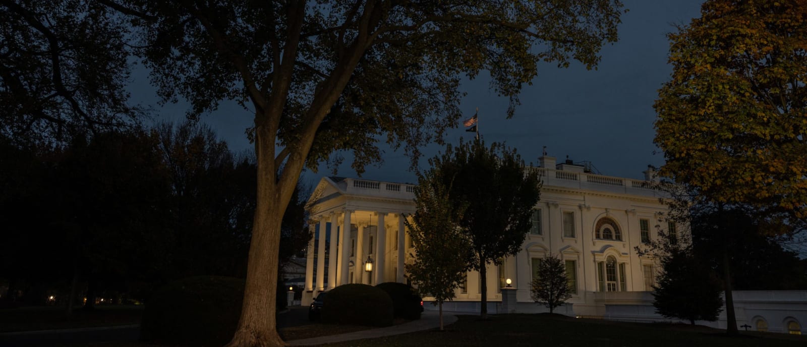 Vehicle Crashes Into White House Barricades