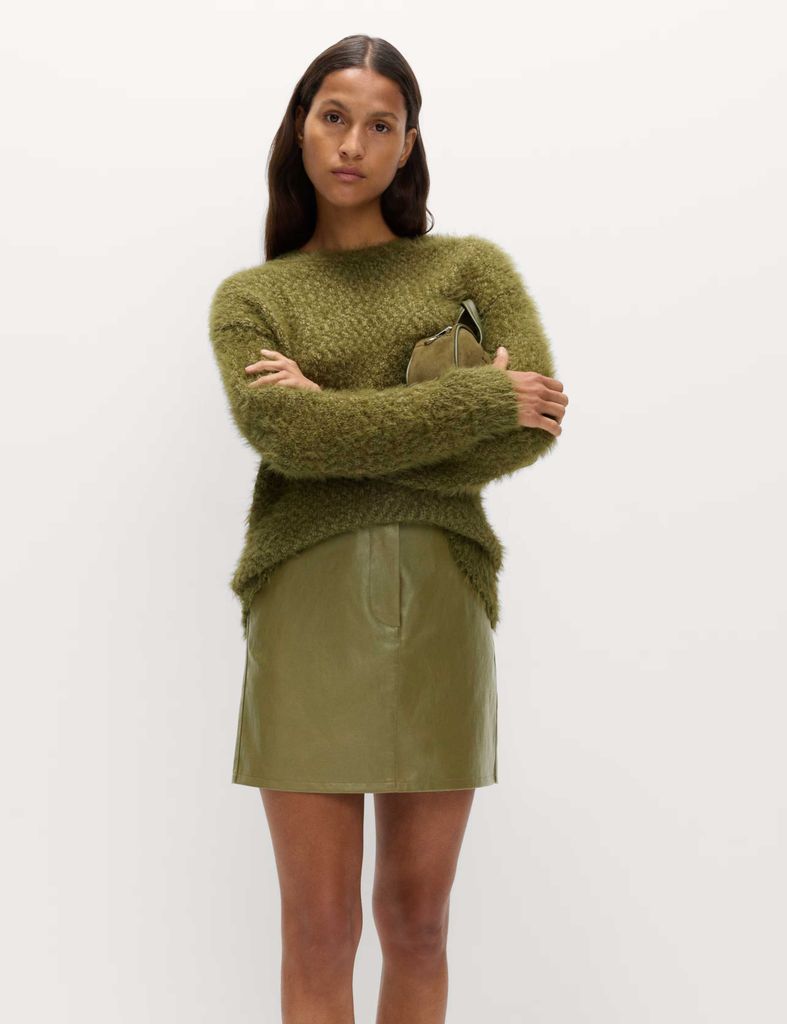 Cat Deeley's £30 M&S mini skirt is a masterclass in wearing one ...