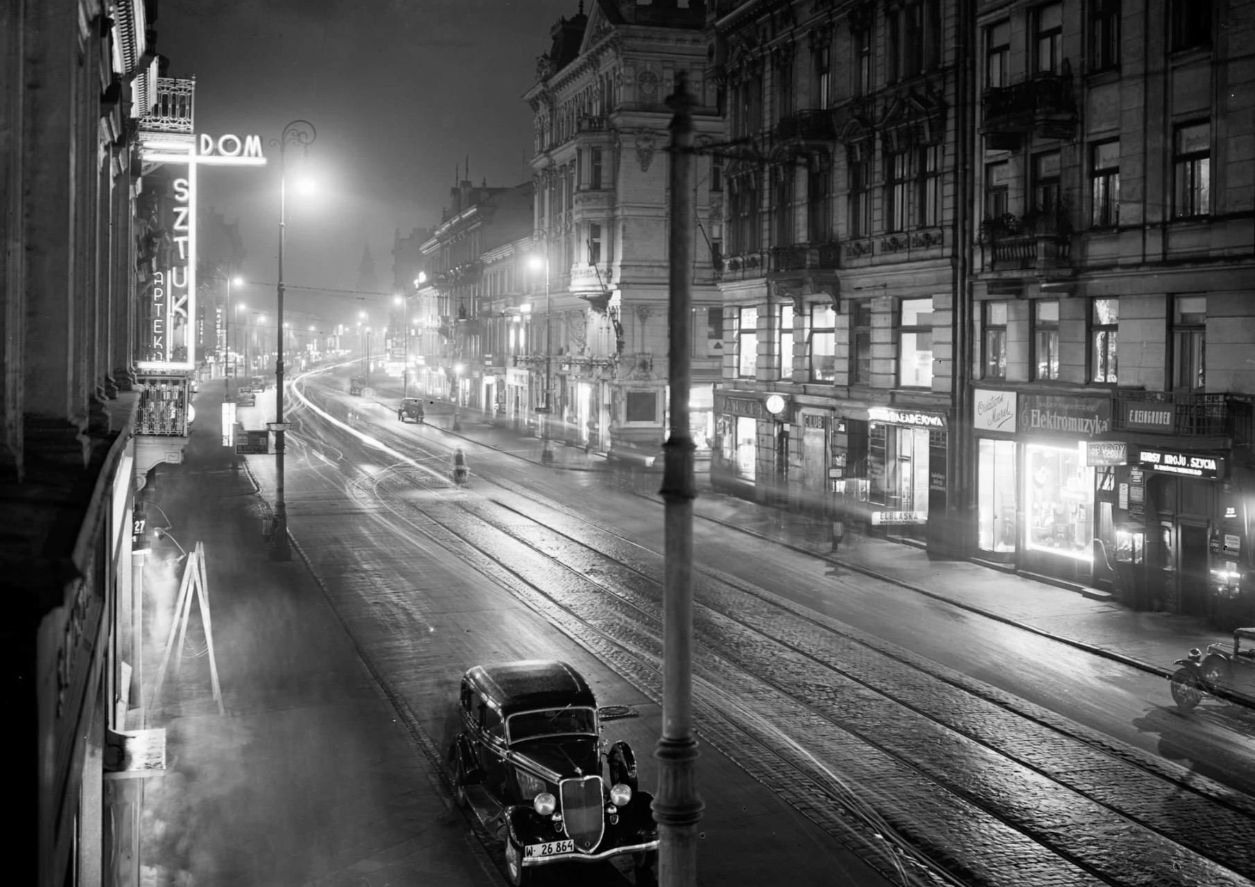 Random Retro Photos from Around the World in 1935