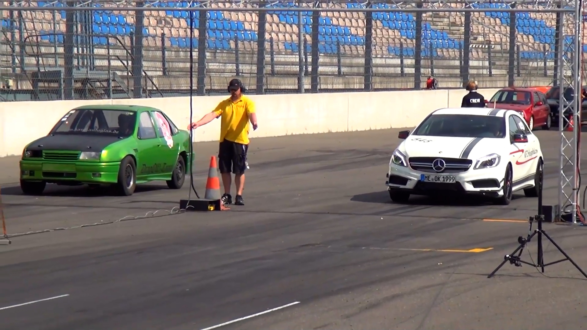 A45 AMG vs Golf Turbo vs Opel Drag Race